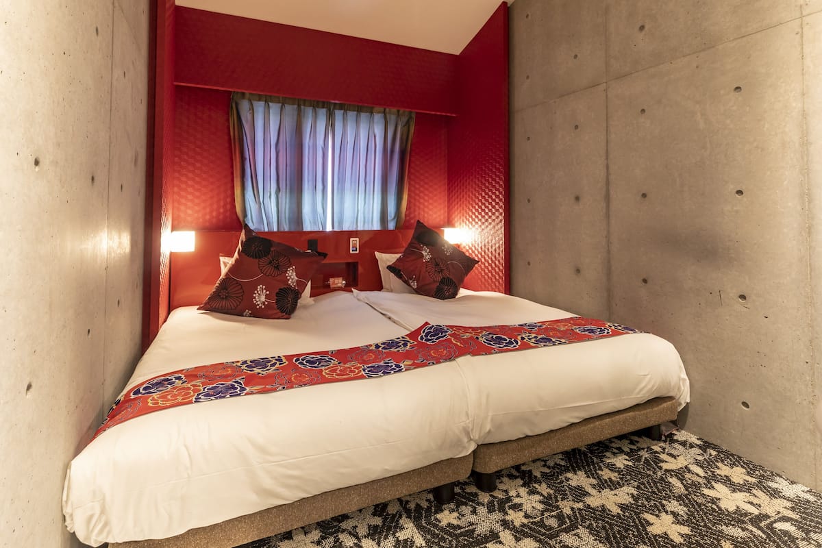 Quarto, não fumadores (302SK Shimabara King) | Secretária, Wi-fi grátis, roupa de cama fornecida