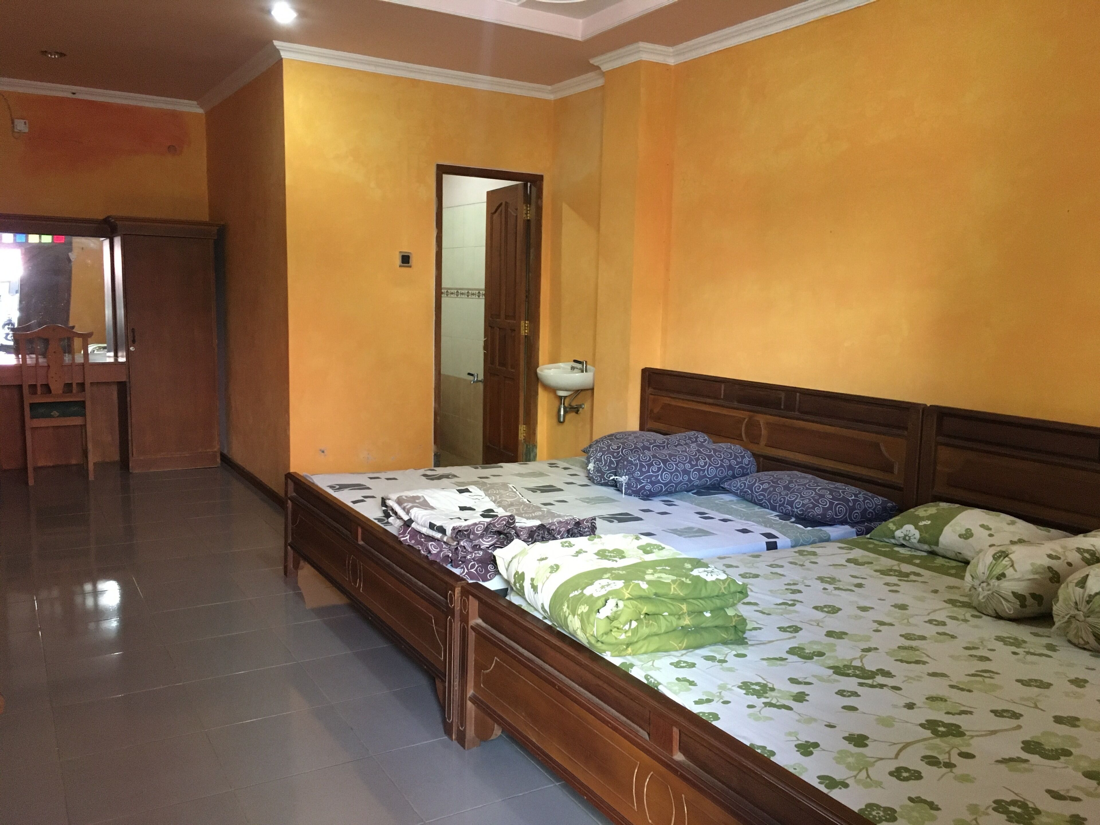 Hotel Alami, Klaten: Reviews & Hotel Deals | Book at Hotels.com