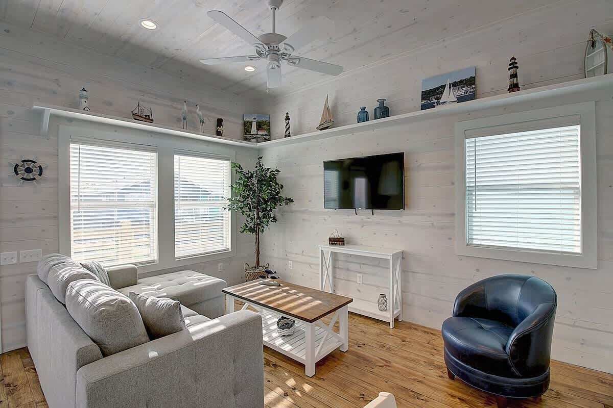 Sea Clusion- Golf Cart Friendly | Pet Friendly - Port Aransas, TX