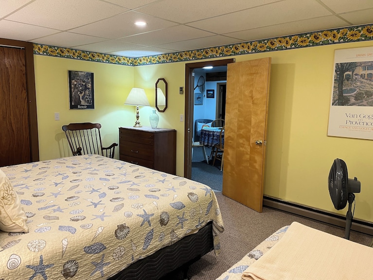 Peaceful Basement Apartment Among Serene Woods, Paths, And A Stream Near Acadia - Acadia National Park