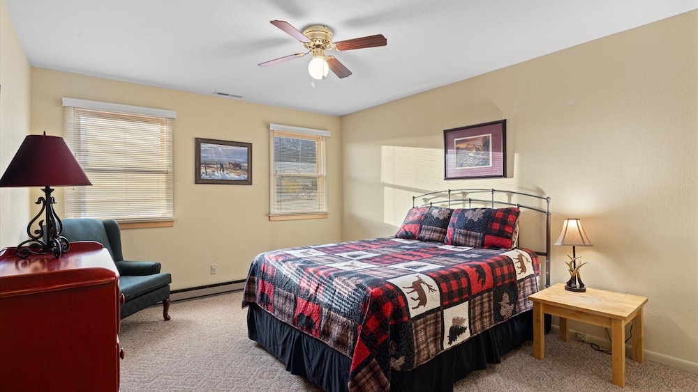 Spacious, Dog Friendly With Hot Tub - Elk Ridge - Red Lodge, MT