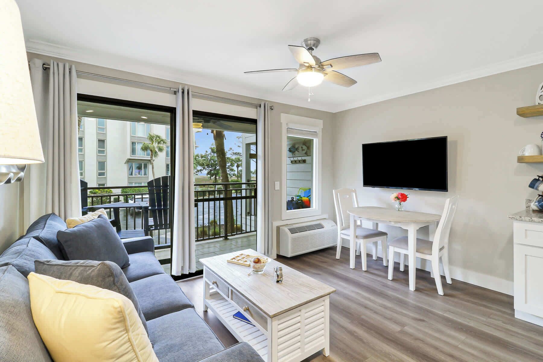 Seaside Villa With Ocean Peeks & Balcony Breezes - Hilton Head Island, SC