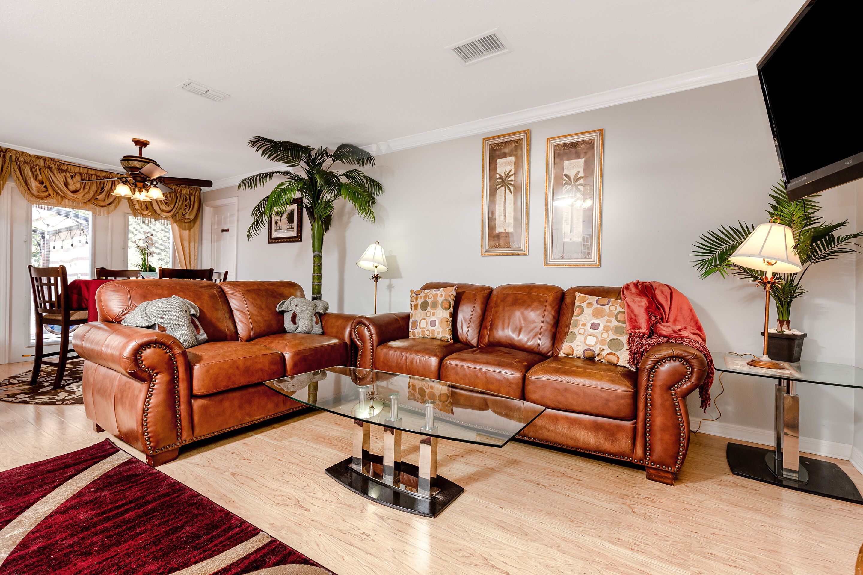 Palm Harbor Pool Home! 4bd/2ba - Pool Home - Sleeps 10! - Palm Harbor, FL