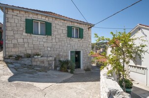 Apartamento (One-Bedroom Apartment A2) | Exterior