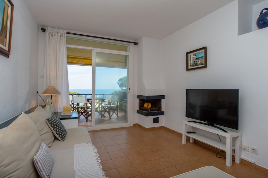 C-5 Nice Apartment With Sea Views And Pool - Palafrugell