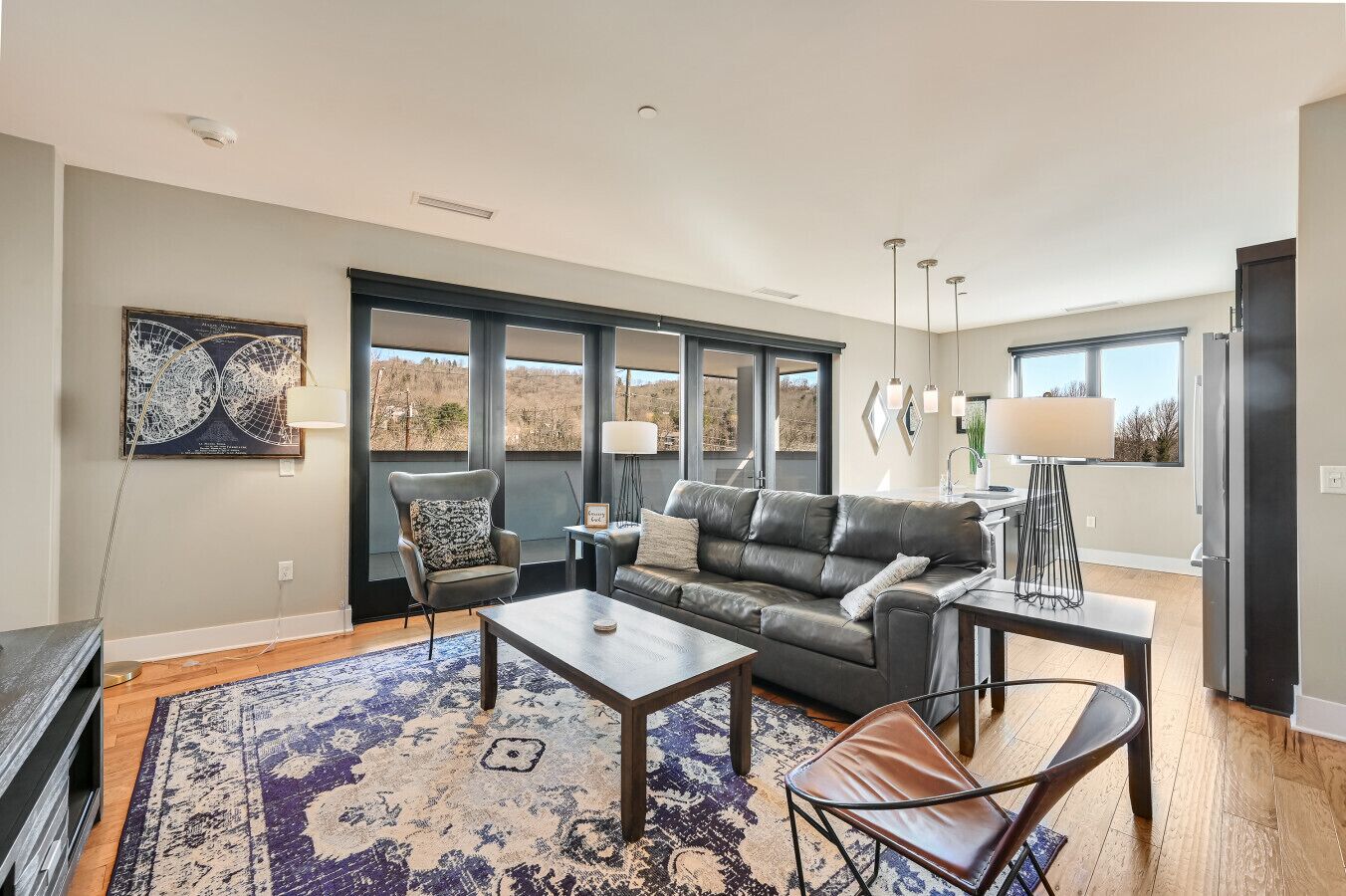 Downtown Asheville Large Enclosed Balcony - Asheville, NC