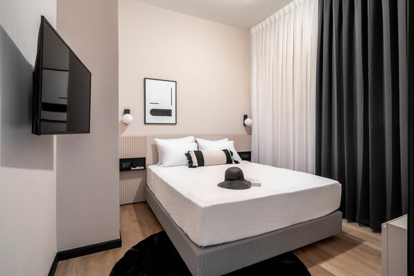 Mr. Montana - By Tlv2go - Telavive