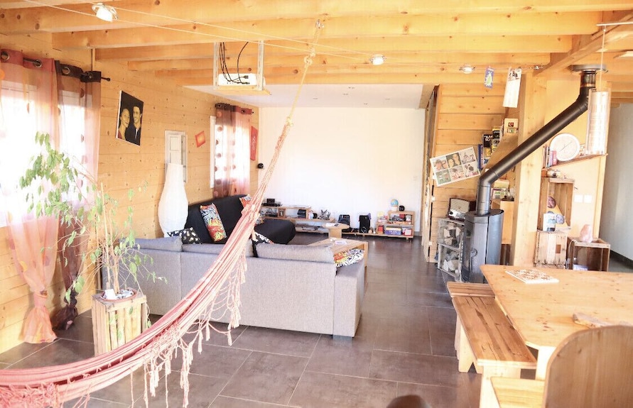 Wooden House In Gap (05000) - Tallard