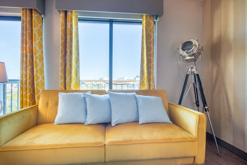 Superb Renovated Suite, Amazing Water View Best Location To Disney And Universal - Winter Garden, FL