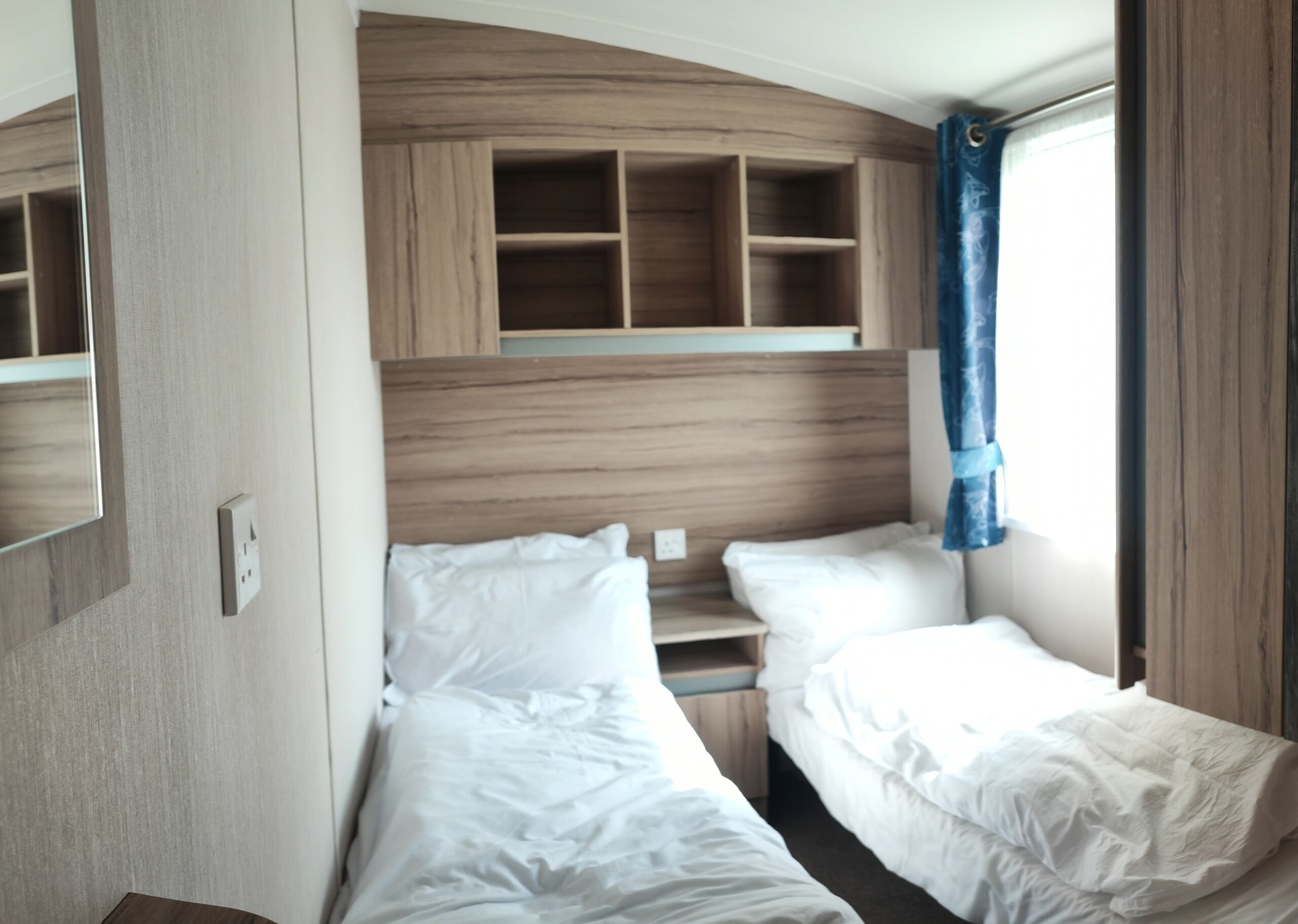 Penguin Luxury 6 Berth Caravan - Chichester