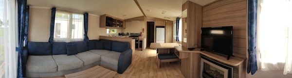 Sandpiper - 6 Berth Caravan At Copthorne Caravans - Bognor Regis
