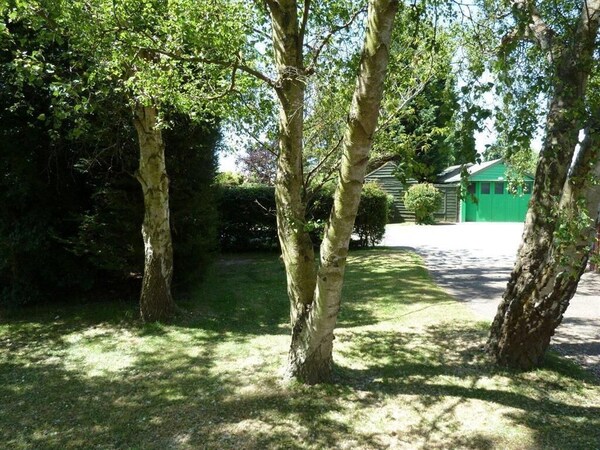 Dove - Luxury Assessible 4 Berth Caravan - Bognor Regis