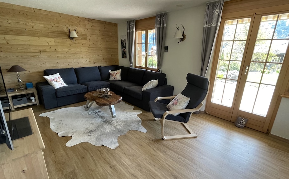 Kids-friendly Ground-floor Apartment On The Sunny Side Of Grindelwald - Grindelwald