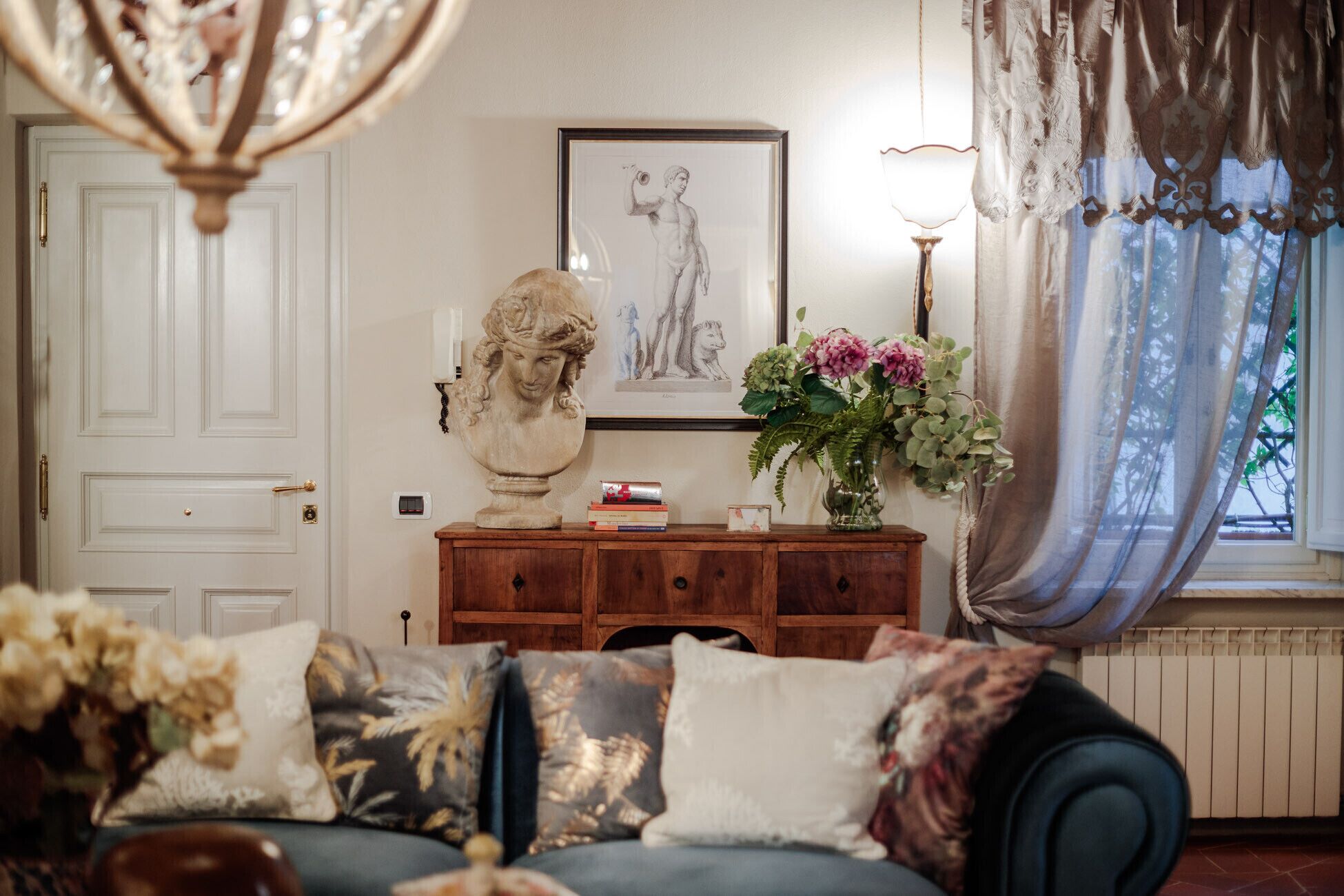 Casa Kathy: Smart And Convenient Luxury 2 Bedrooms Apartment Inside The City Walls - Lucca