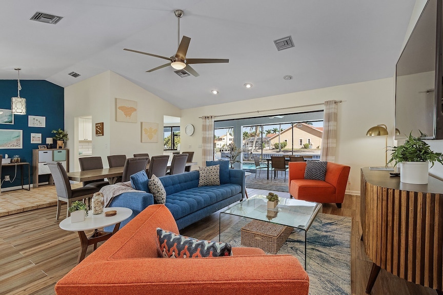 Mid-century Vibe With Pool & Boat Dock - Sanibel Island, FL