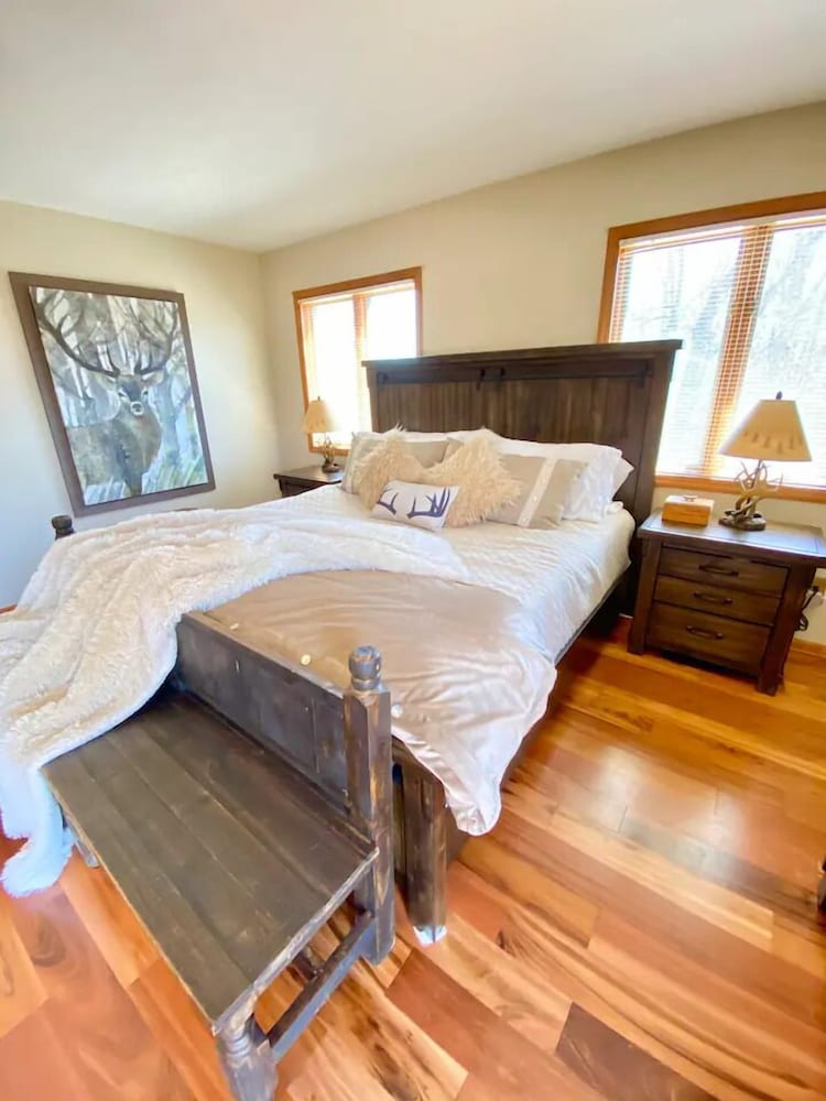 Million$ Views, Private, Golf, Hot Tub, Game Room - Maggie Valley, NC