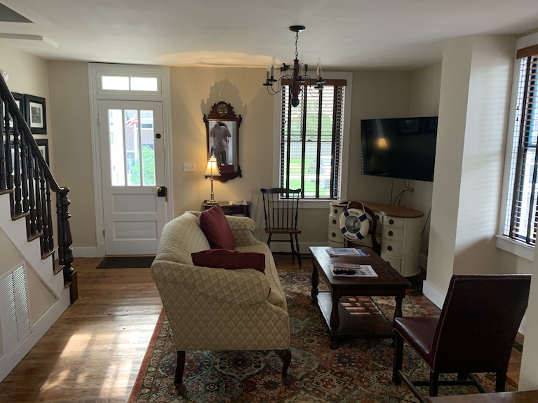 Dollhouse In Central Historic St Michaels - Maryland