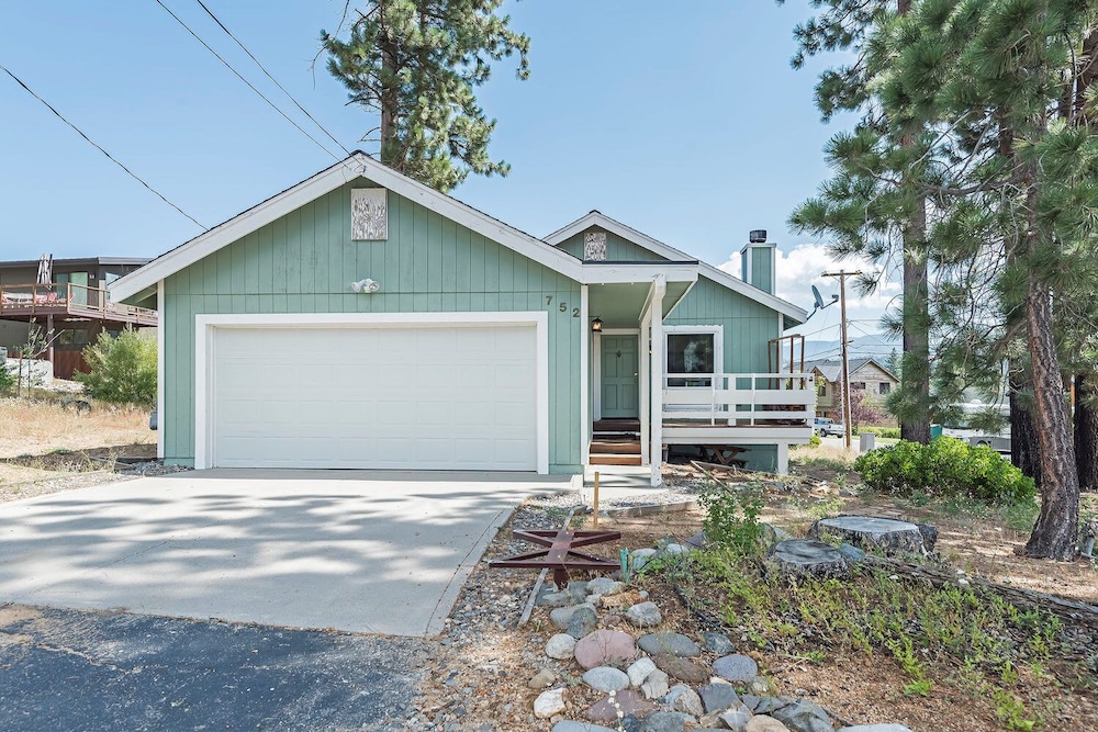 Elk Forest Escape Economy Family Abode - Lake Tahoe