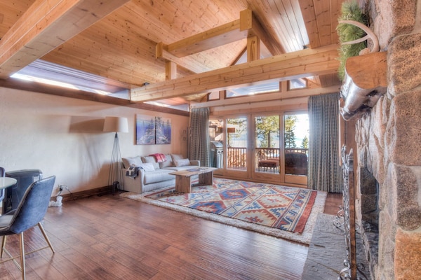 Crystal Shores Villa Lake Views & Hiking - Incline Village, NV