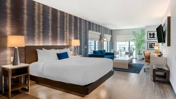 Quarto, 1 cama King, para não fumantes (Upgrade) | Roupas de cama premium, cofres nos quartos, escrivaninha