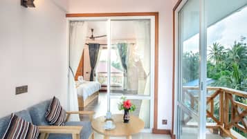 Quarto casal luxo | Camas com colchões de espuma com sistema de memória, frigobar