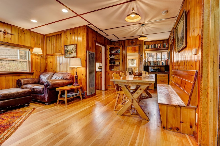 Historic Forested Cabin With Great Mountain Views - Estes Park, CO