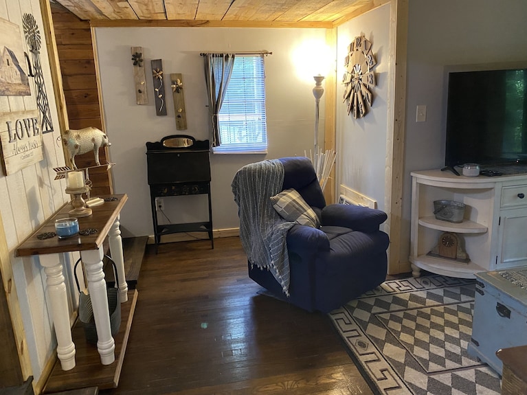 Quiet Comfortable Mountain Retreat, With Fast 500 Mbps Wifi - Watts Bar Lake, TN