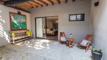 Estúdio luxo, 1 cama King e sofá-cama, no jardim | Terraço/pátio