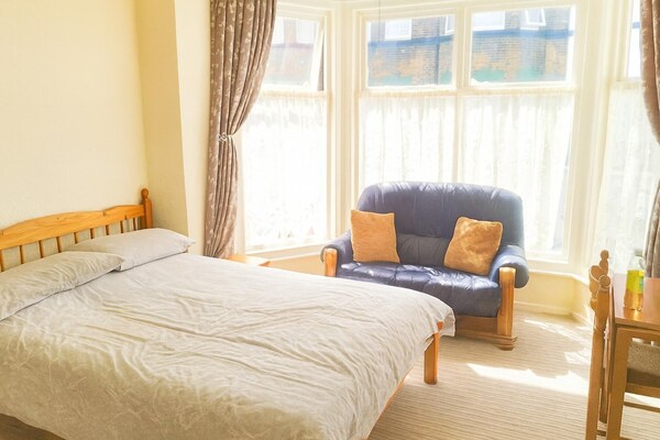 Apsley House Flat 4 - 2 Berth - Great Yarmouth