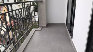 Apartamento Deluxe, 2 quartos | Terraço/pátio interior