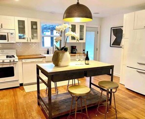 Entertaining Oasis w/ Hot Tub/Game Room/Fire Pit Reviews, Deals ...