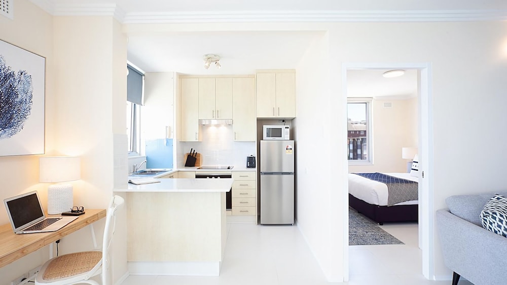 Coogee Lookout Is Modern Home With Amazing Ocean Views And Just Across The Road From Beach! - Sydney