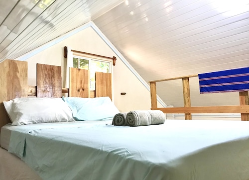 Hiup Treehouse Cabin - Ocean Views - By Best Beach - Private - Nicaragua