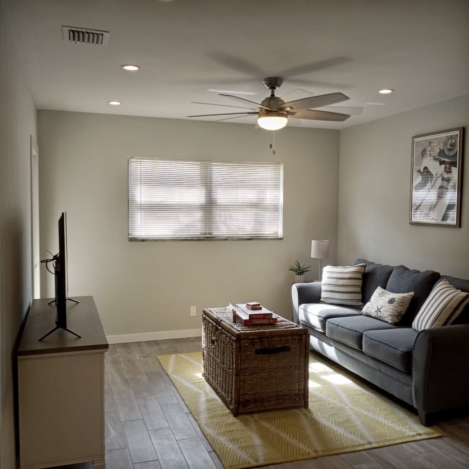 Sand To Ocean Beach Sanctuary - Deerfield Beach, FL