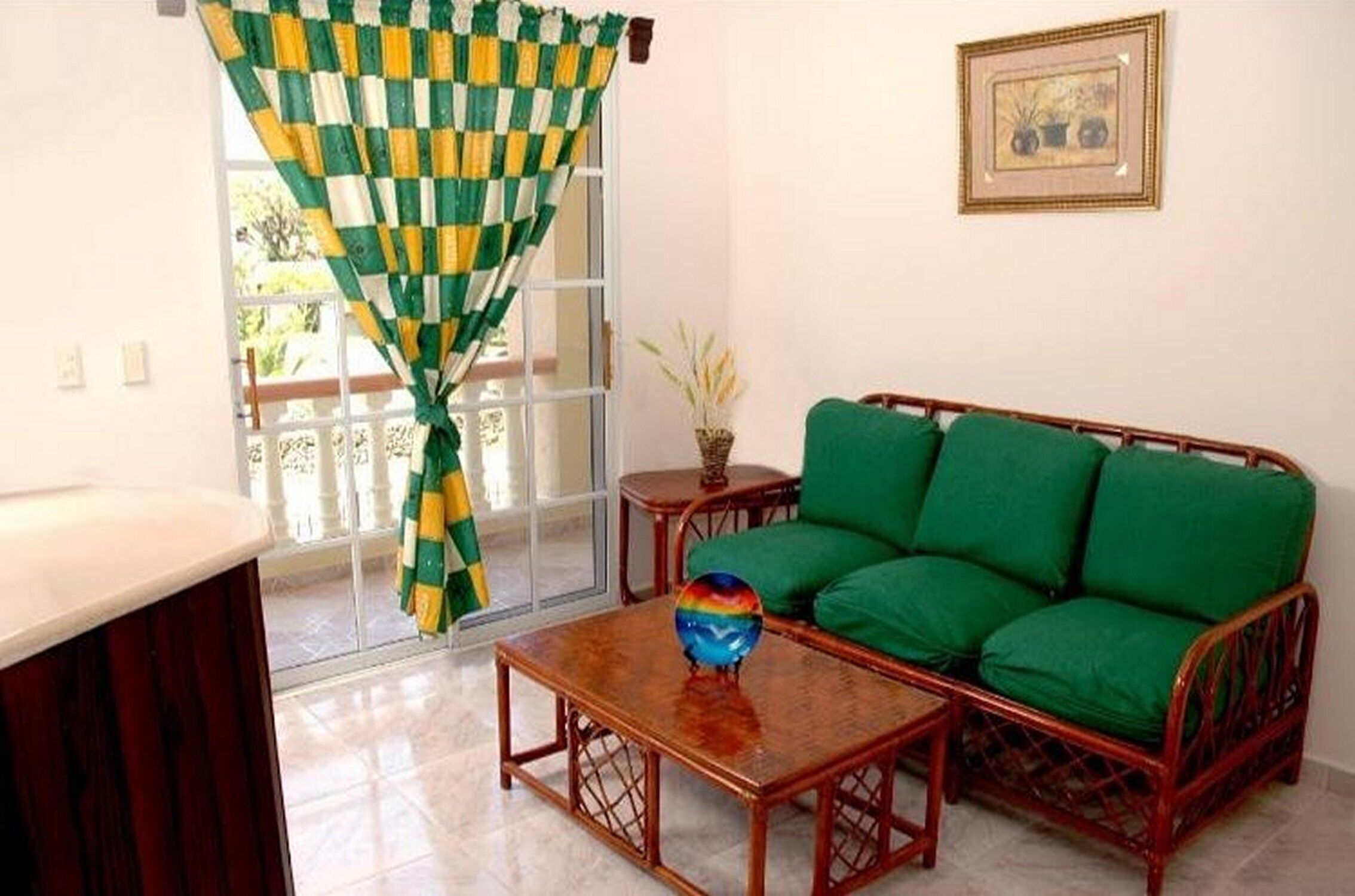 1bd Guest-friendly Condo On Main Sosua Strip Pedro Clisante - Sosúa
