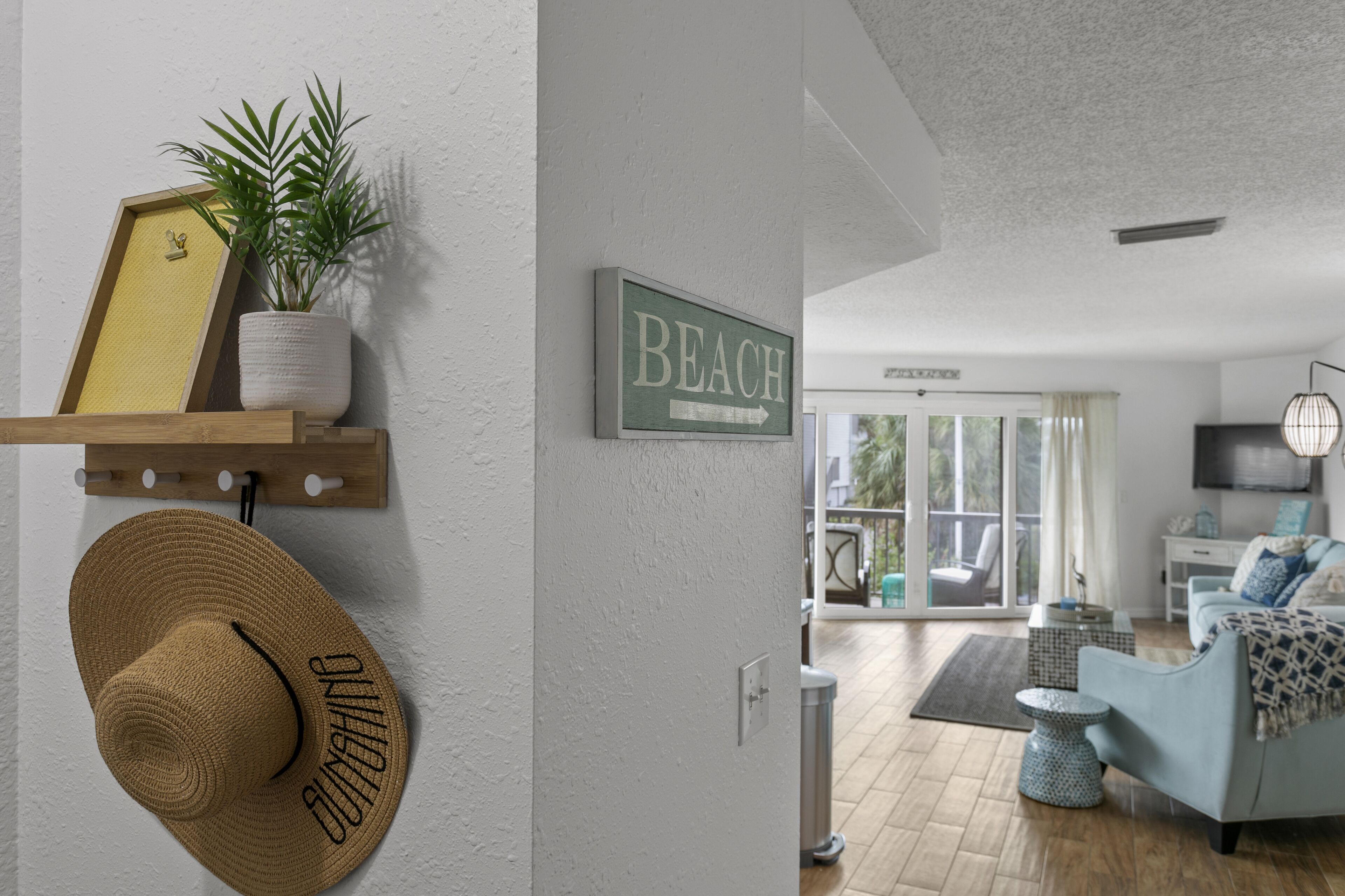 Beach And Intercoastal Access!! - Indian Shores, FL