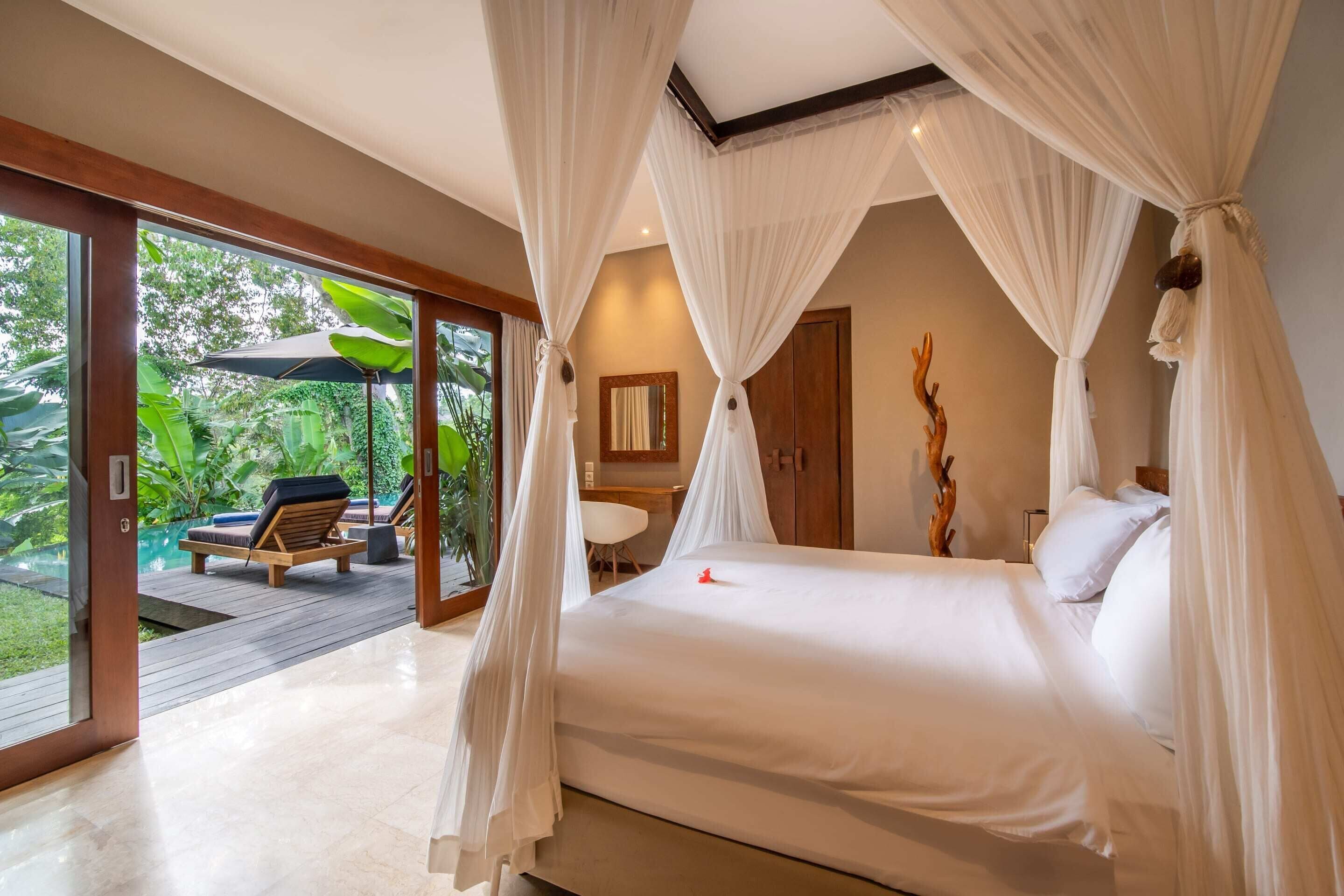 Villa, 4 quartos, fumadores, piscina privativa | 4 quartos, roupa de cama fornecida 