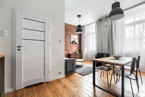 Apartamento superior | Sala de jantar