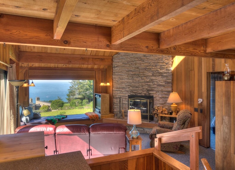 Located On The Hillside With A Wonderful Ocean View - Sea Ranch, CA