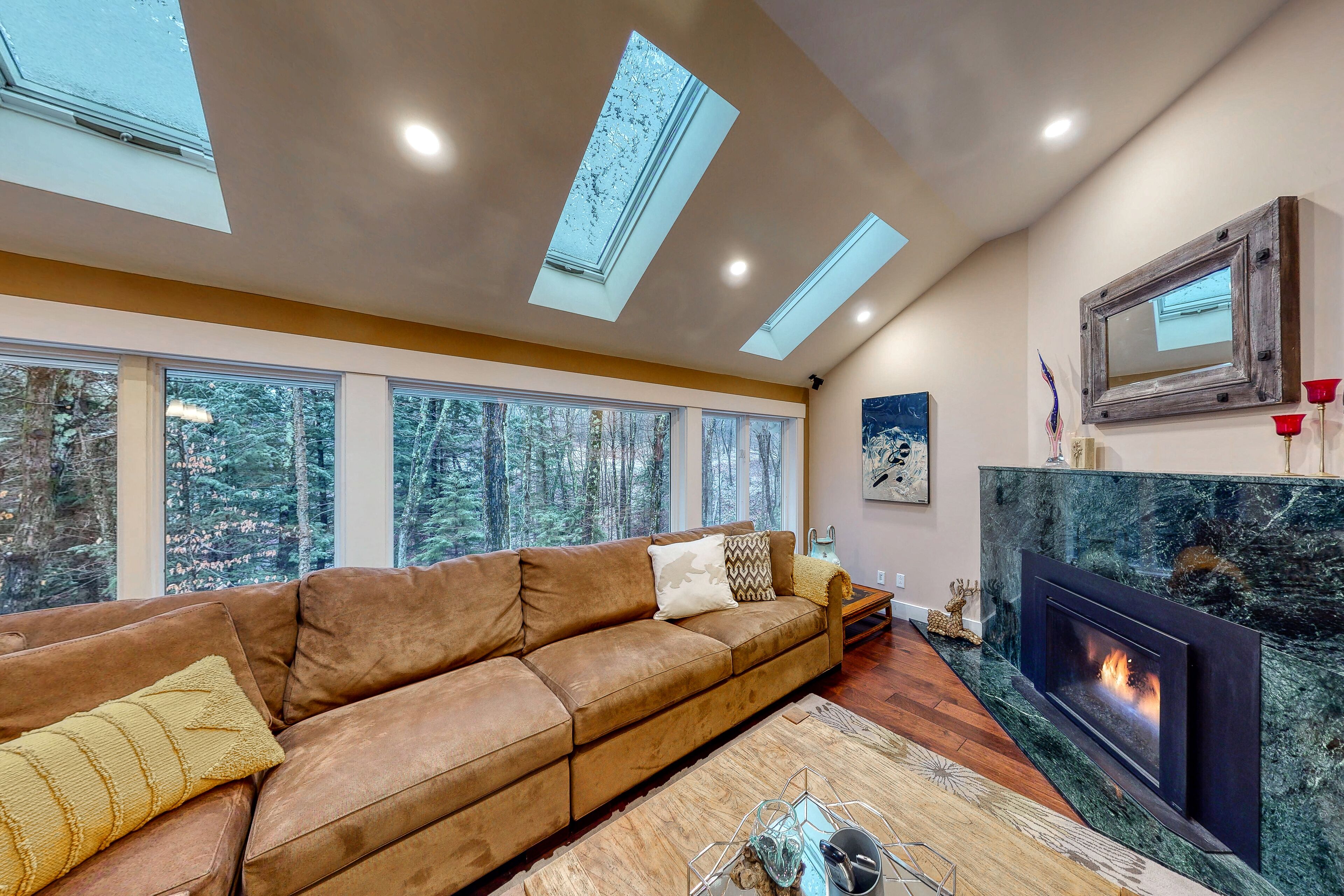 Luxurious Winter Chalet By Sugarbush Resort With Private Sauna - Vermont