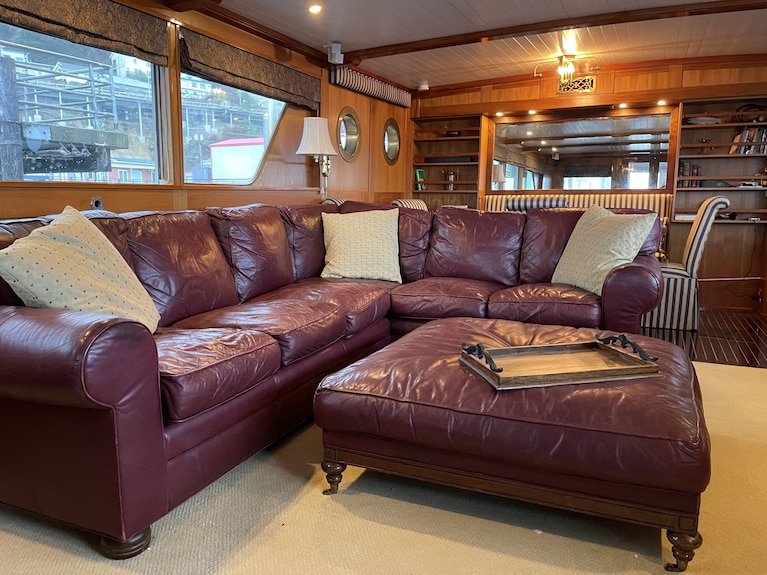Don't Book A Place, Book An Alaskan Adventure On An 85 Foot Super Yacht - Ketchikan, AK