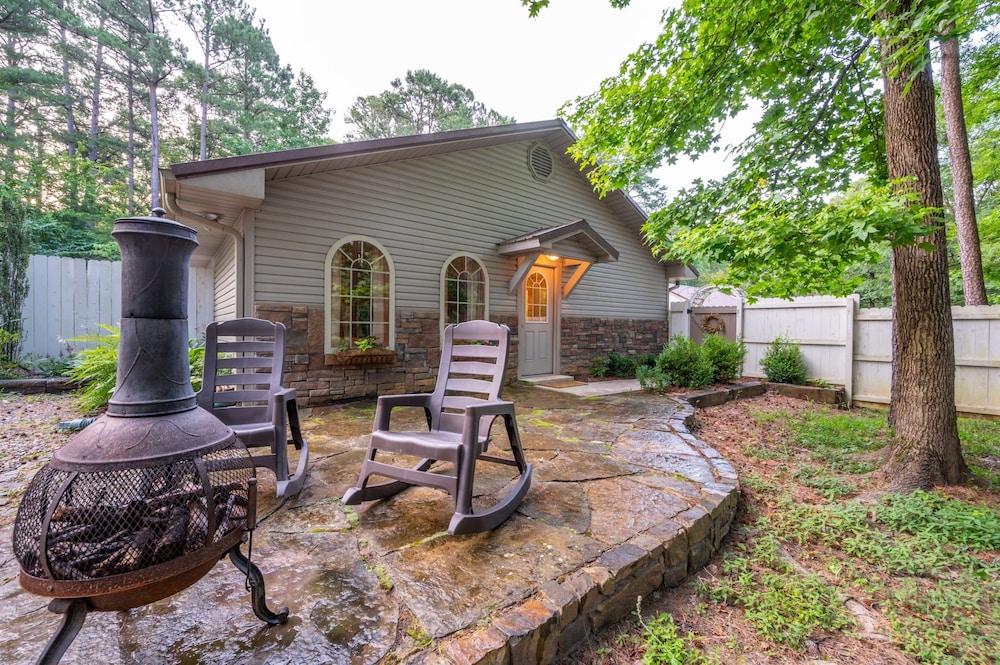 Rose Lane Cottage - Broken Bow, OK