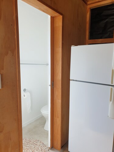 Kiwi Bach By The Beach - Waihi Beach