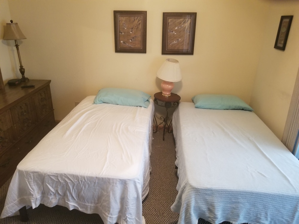 Green Cove Condo - Ohio