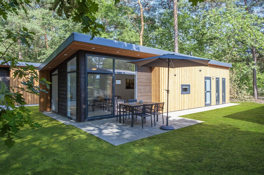 Modern Lodge With Dishwasher, Near Helmond - Helmond