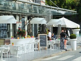 Apartamento | Restaurantes