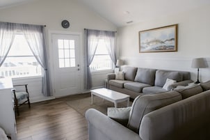 Casa, 4 quartos | Sala de estar