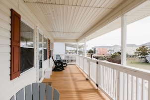 Casa, 4 quartos | Terrenos do alojamento