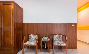Quarto casal luxo | Wi-Fi de cortesia, roupa de cama