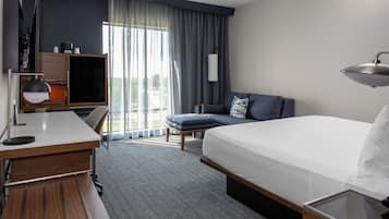 Quarto, 1 cama King e sofá-cama | Roupas de cama premium, escrivaninha, ferros/tábuas de passar roupa